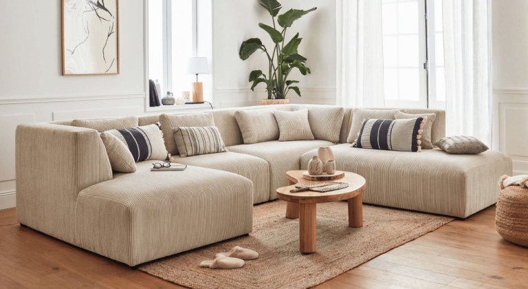 Canapé beige : quelle nuance pour votre décoration intérieure